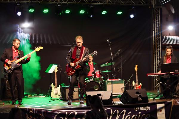 Bairro Santa Teresinha recebe atrações do Natal Mágico de Taquara ...